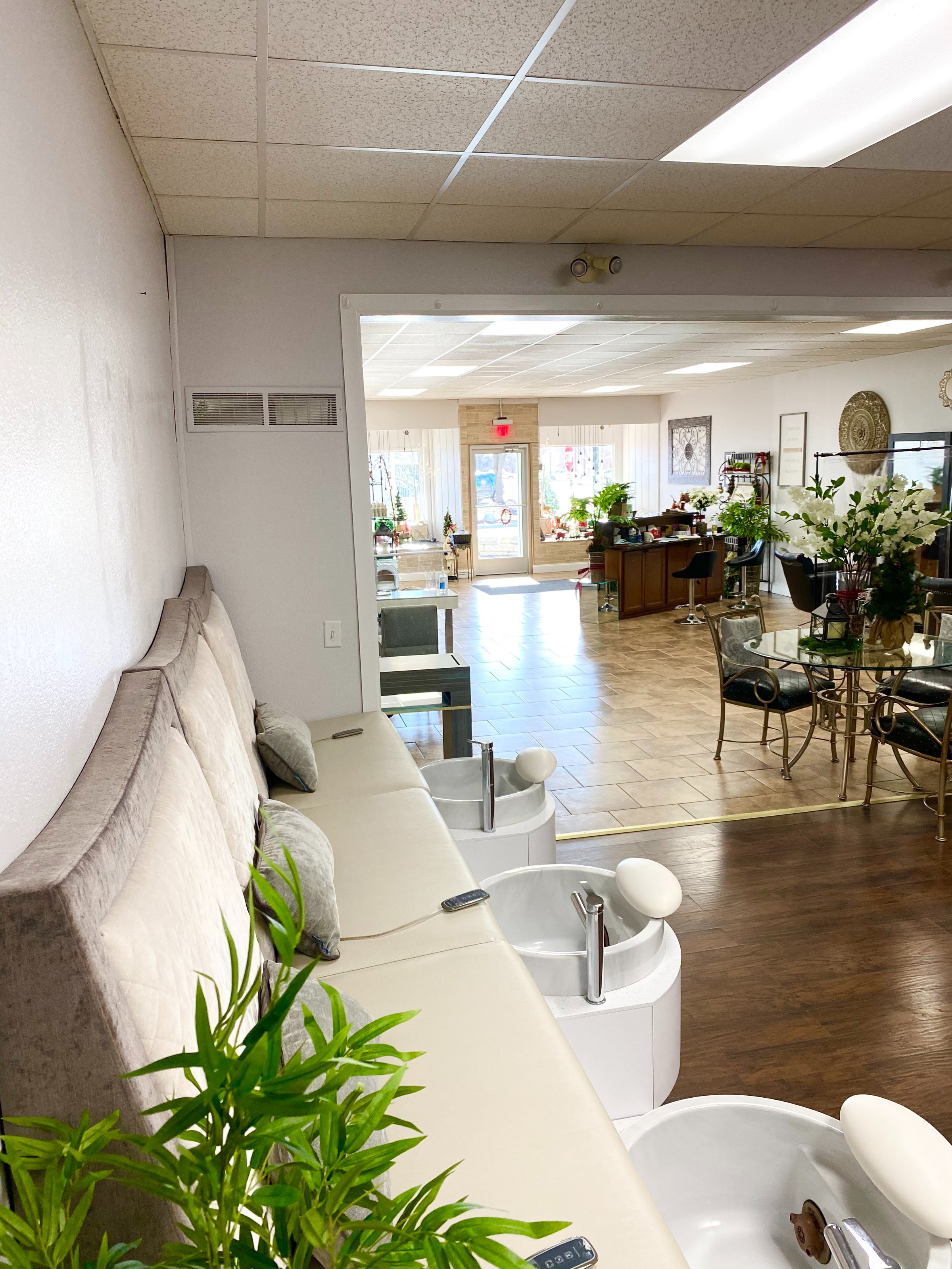 Welcome to Radiance Salon